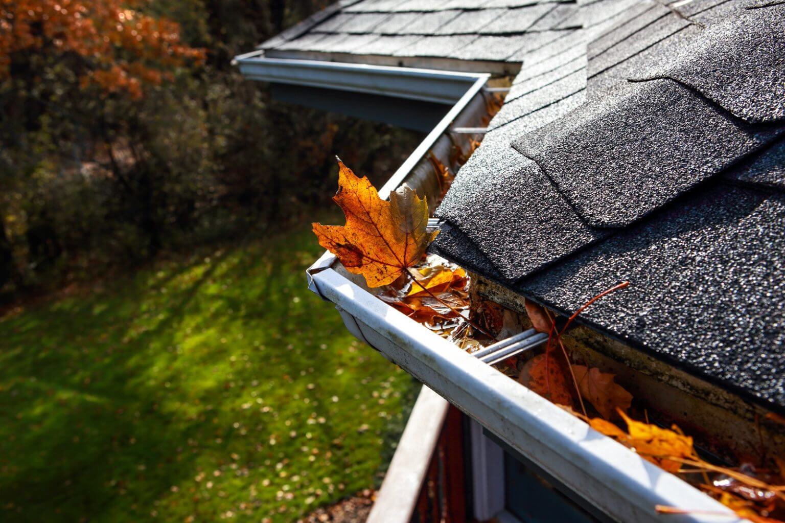 Leaf Gutter Guards in Oakville, Ontario